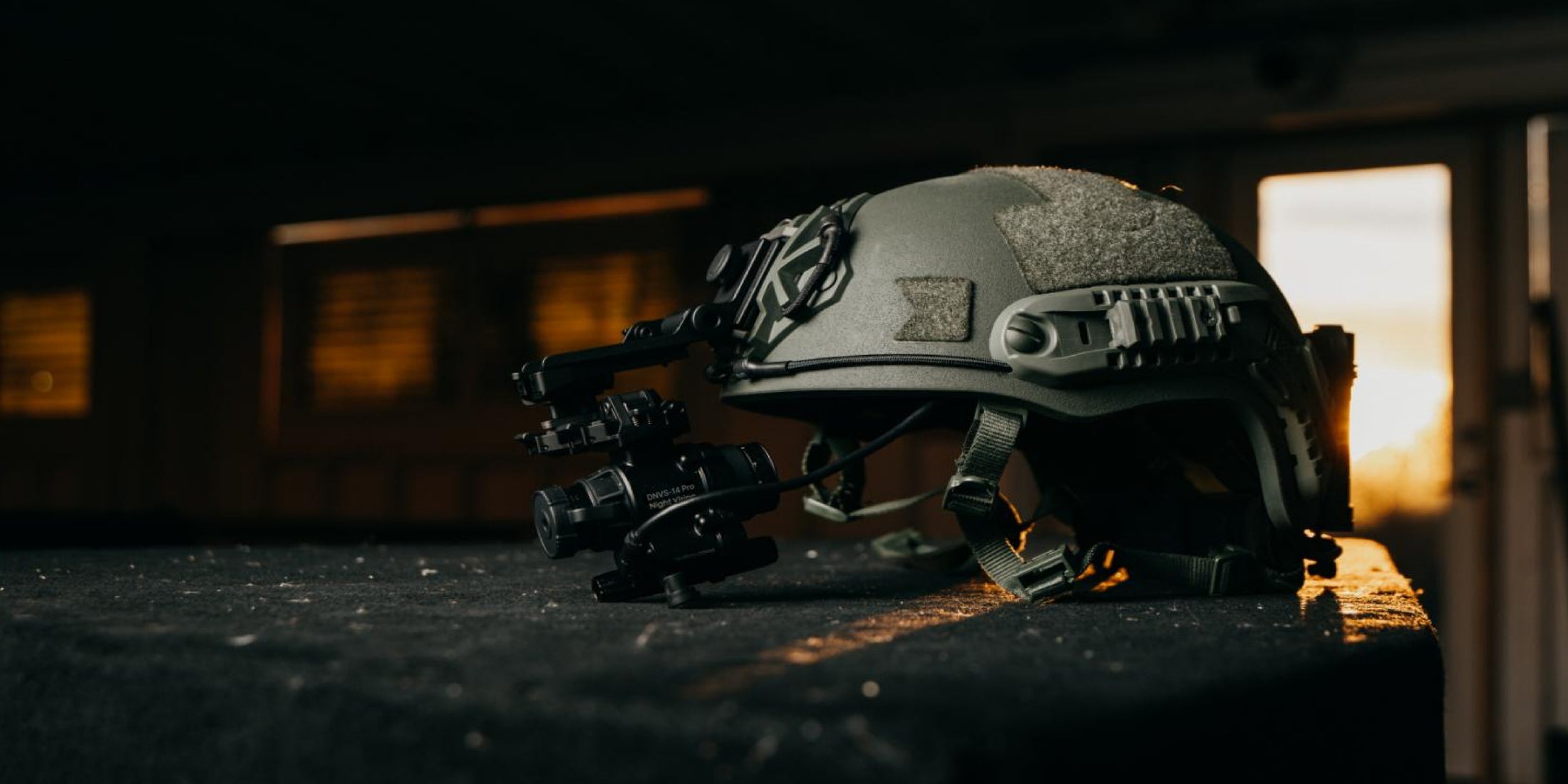 World's First 100Hz Night Vision Monocular: DNVS-14 Pro Helmet Mount
